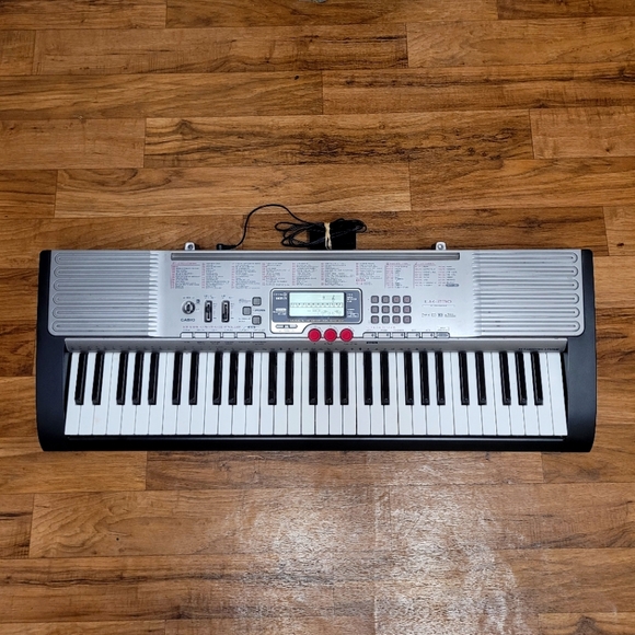 Casio | Other | Portable Keyboard Casio Lk23 Key Lighting System | Poshmark